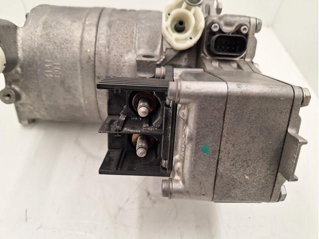 A0008302601 Mercedes компрессор кондиционера