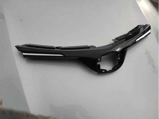 5310142411 Toyota решетка радиатора