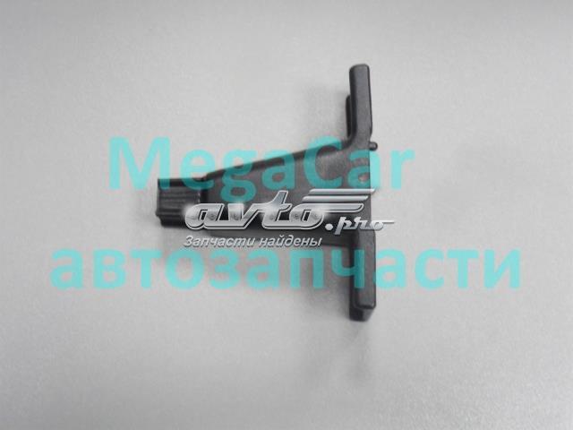 504035073 Iveco кронштейн дефлектора iveco eurocargo
