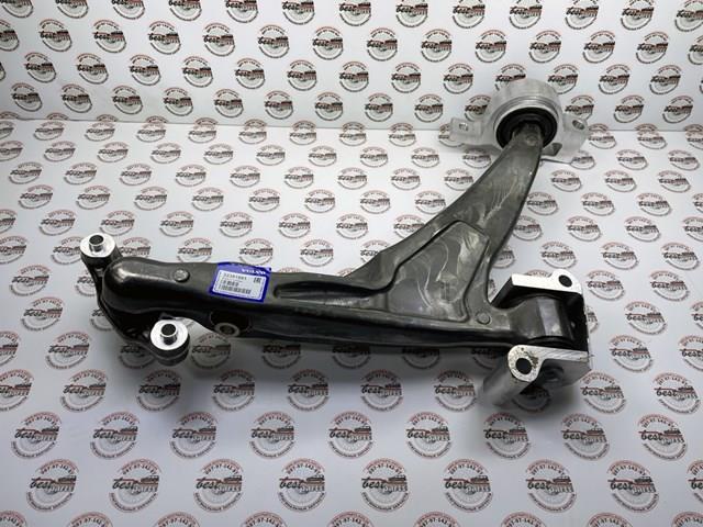 32381881 Volvo рычаг передний правый xc90