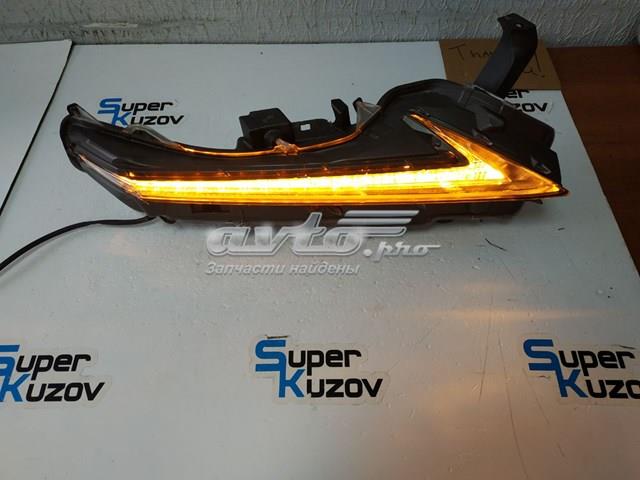 8161078050 Toyota габарит + поворот rh lexus nx 2015-2018