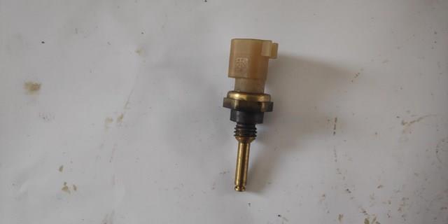 9L8Z6G004E Ford Датчик температуры масла двигателя