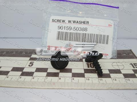 9015950388 Toyota винт крепежный