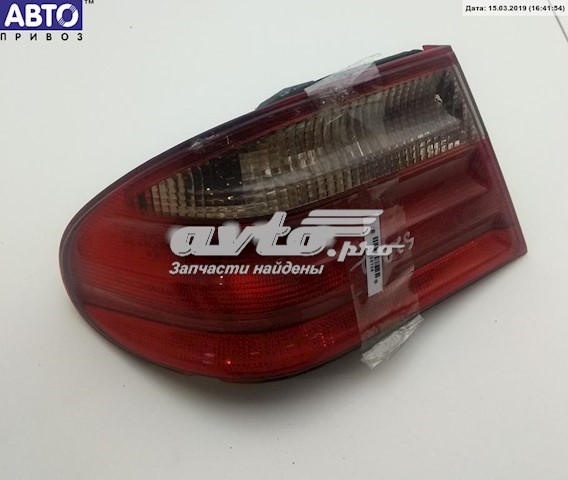 210 820 33 64 Mercedes задний левый внешний фонарь