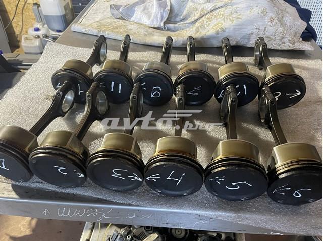 A2750301517 Mercedes поршень в комплекте на 1 цилиндр, std