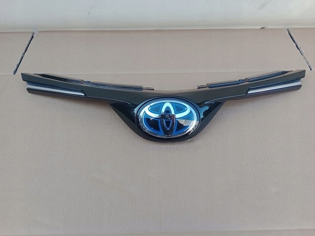 5310142411 Toyota решетка радиатора