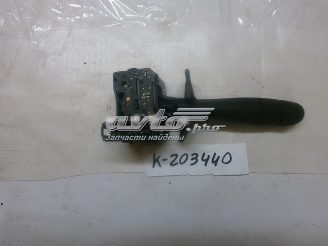 6001551357 Renault (RVI) Переключатель подрулевой правый