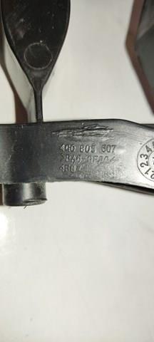 4G0805607 VAG кронштейн (адаптер крепления фары передней левой)