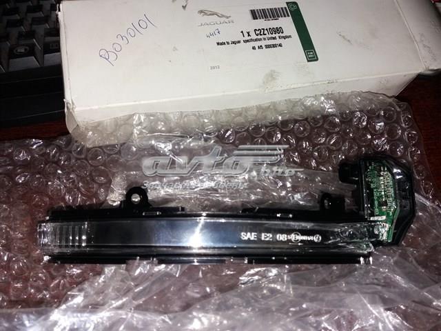 T2H9671 Jaguar Указатель поворота зеркала правый