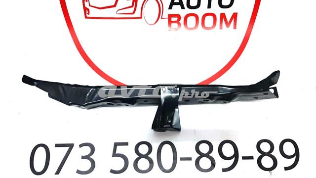 625124CB0B Nissan/Infiniti кронштейн радиатора верхний правый