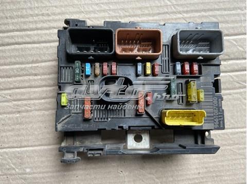 9661087080 Peugeot/Citroen блок предохранителей (блок реле)