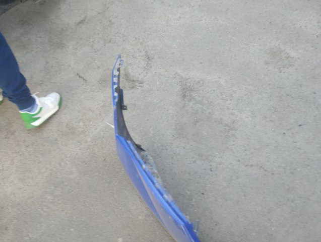 657807217 VAG передний бампер