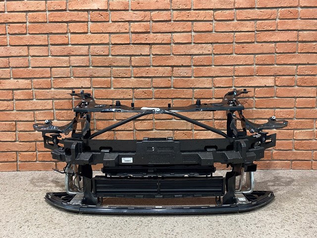 51117301577 BMW Усилитель бампера переднего