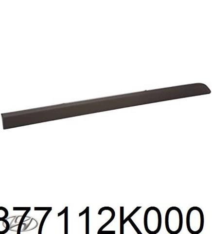 877112k000 Hyundai/Kia молдинг двери передней левой