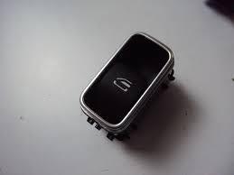 Botão dianteiro direito de ativação de motor de acionamento de vidro ...