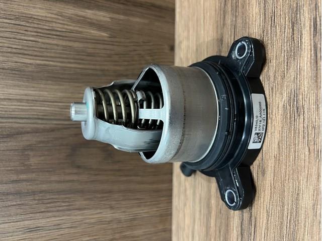 0P2121115C VAG автозапчасть