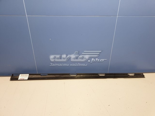 A1676988001 Mercedes усилитель накладки порога