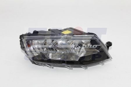 5E1941018 VAG фара правая
