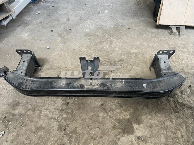 561807109 VAG усилитель бампера переднего