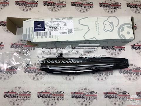 A0999067201 Mercedes повторювач повороту