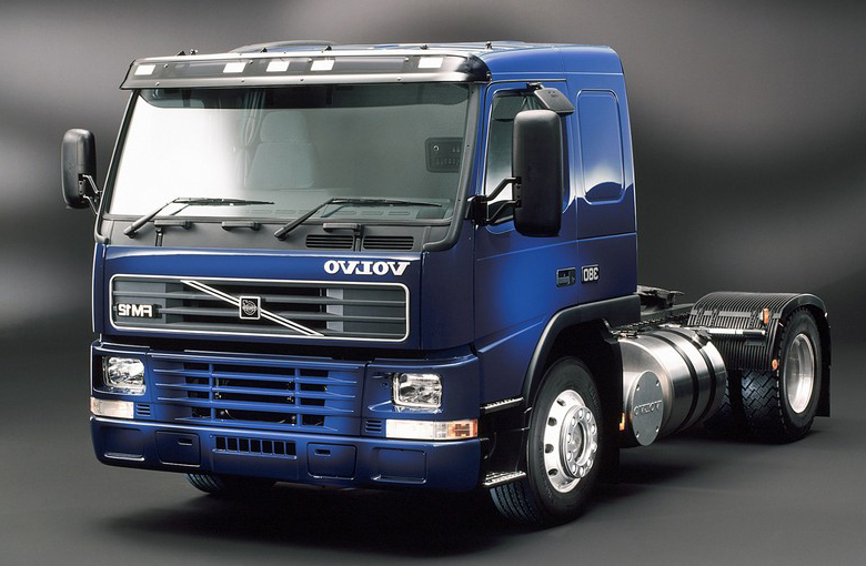 20450423 Volvo filtro combustible