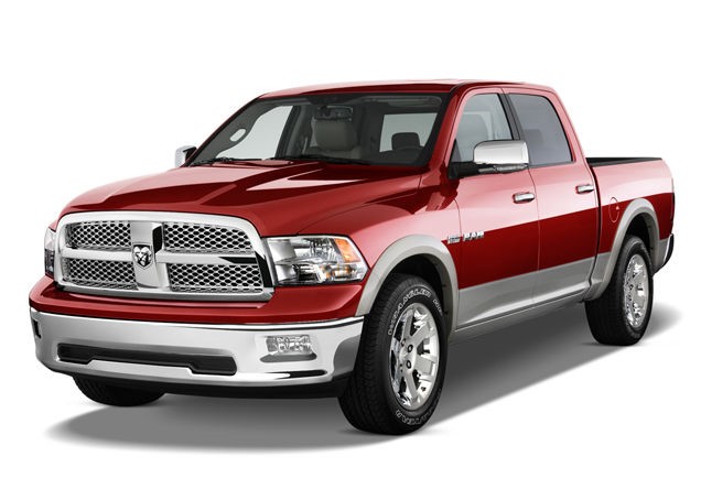 68239435AA Chrysler бампер передний